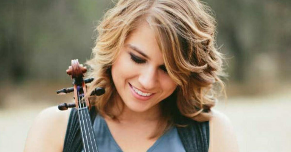 Taylor Davis Dazzles Ferndale Fans With 'Nerdy' Violin Renditions